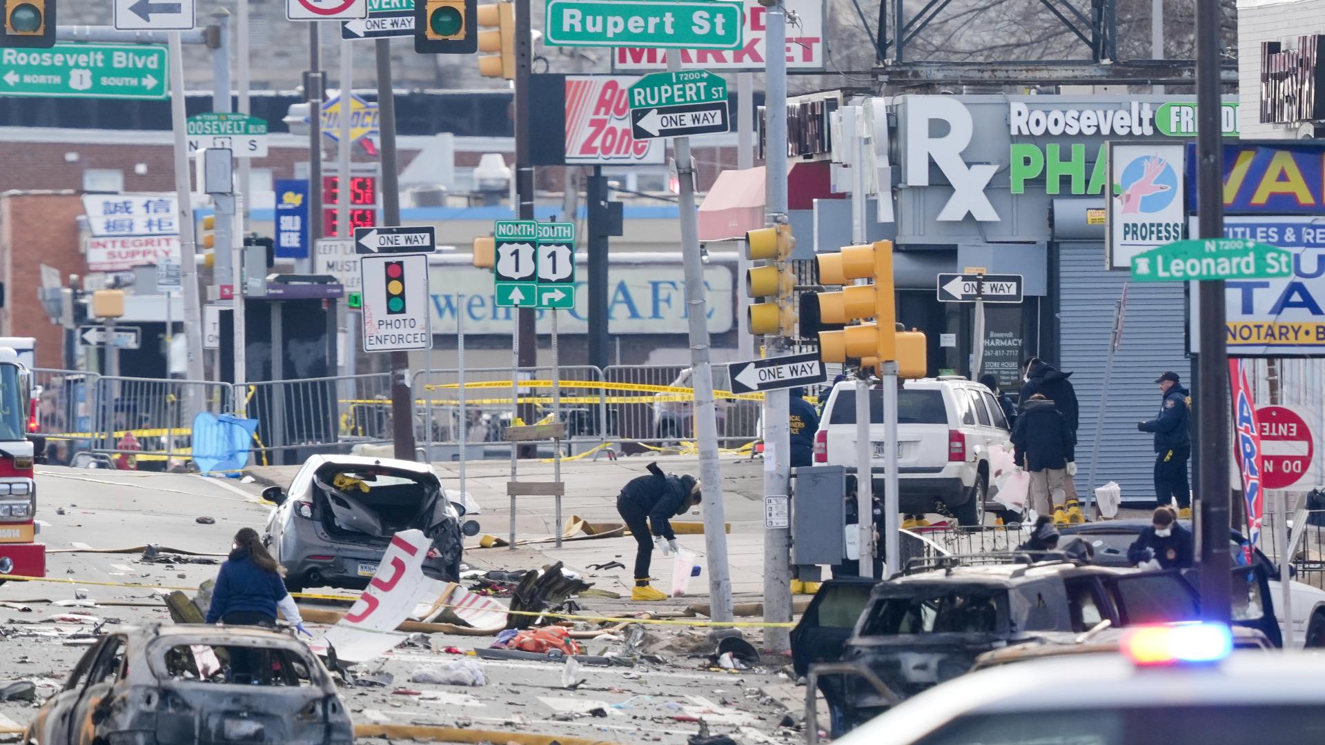 Air ambulance plane crash in Philadelphia kills 7, injures 19 on Friday ...