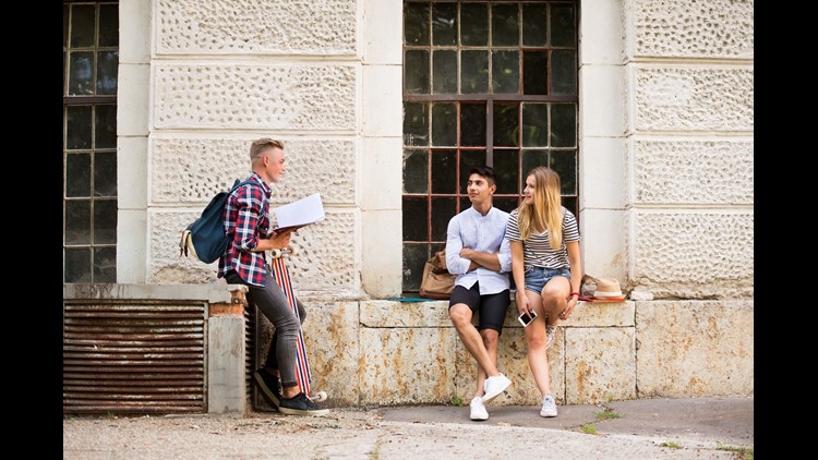 Three Problems Students Face During Freshman Year of College & How to ...