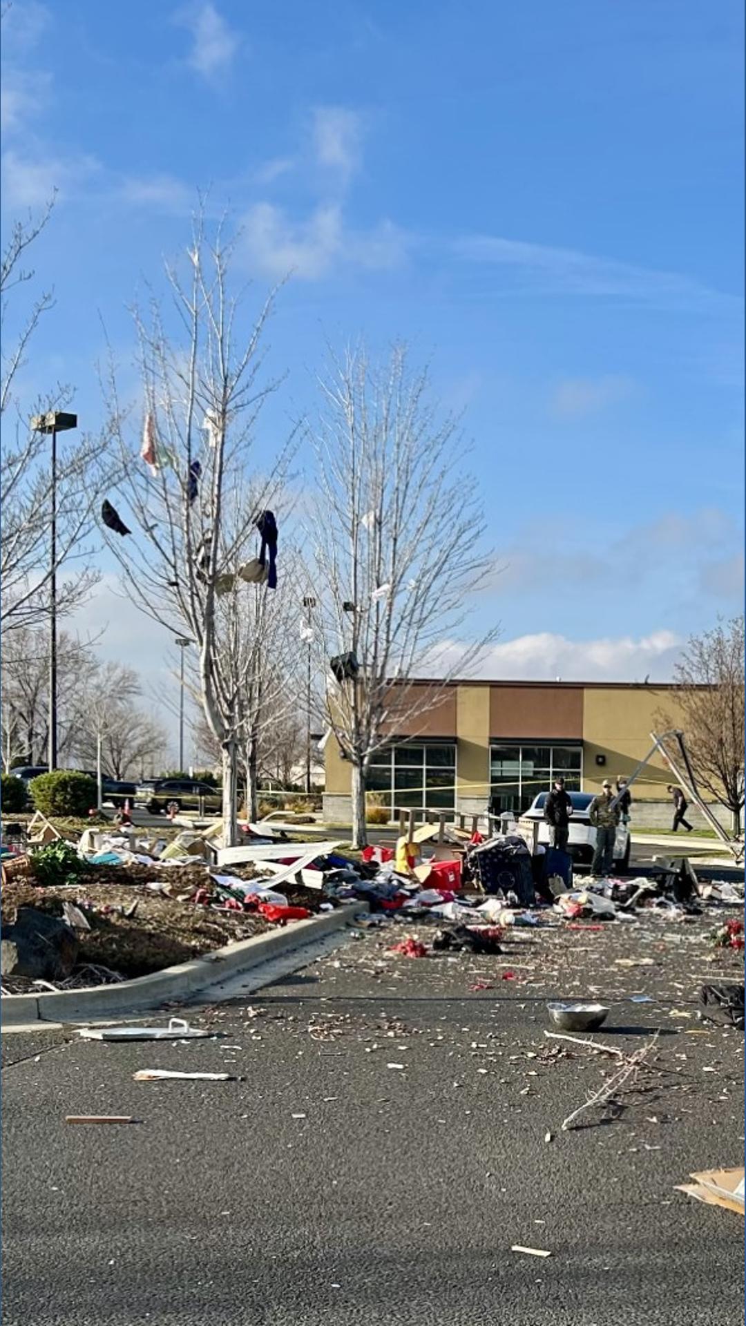 Propane leak causes U-Haul explosion outside Idaho Old Navy, killing ...