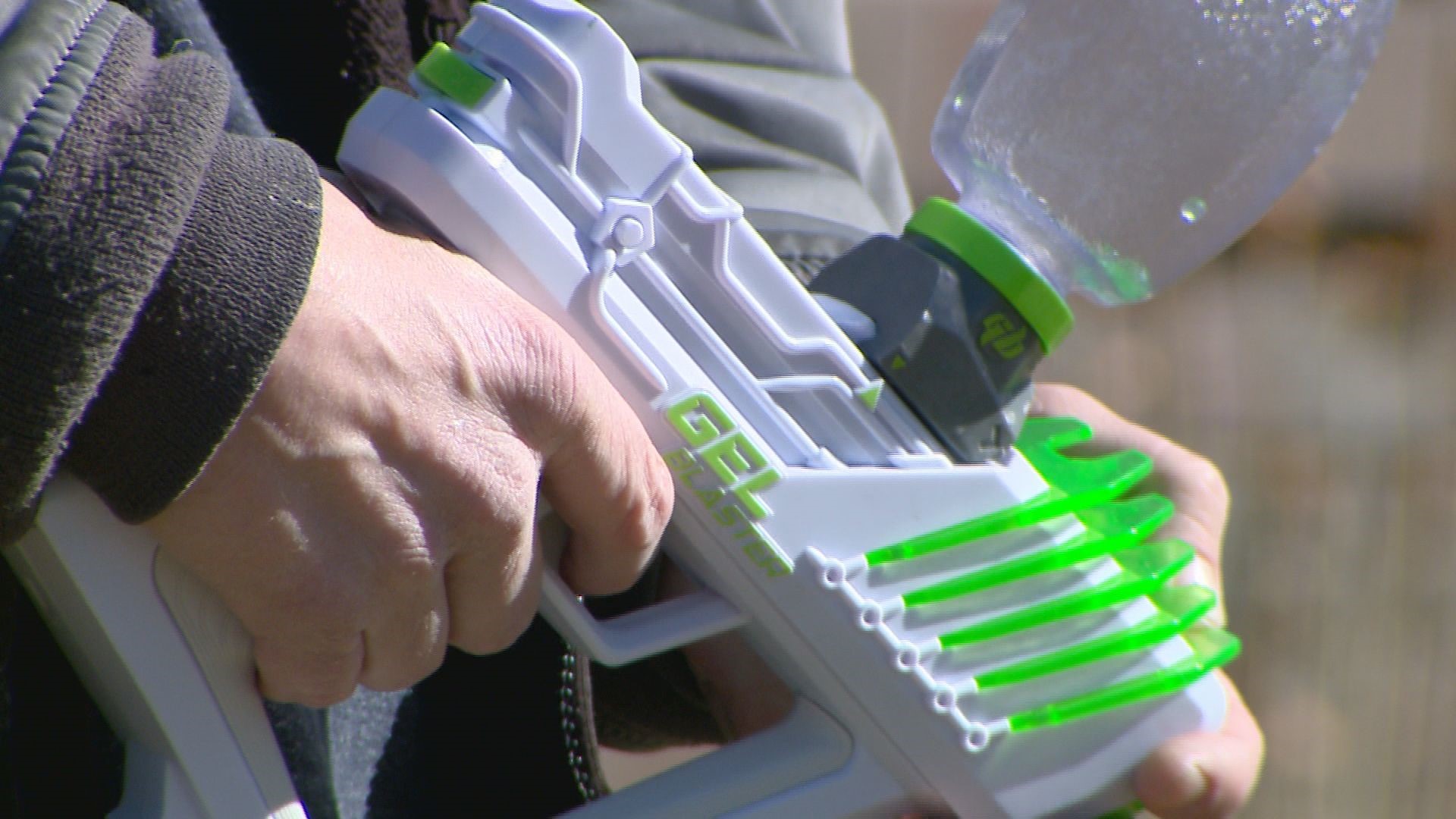 Child grazed in leg by bullet in Aurora | wltx.com