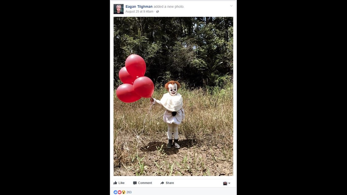 'Bored' teen turns brother into creepy clown from Stephen King's 'It ...