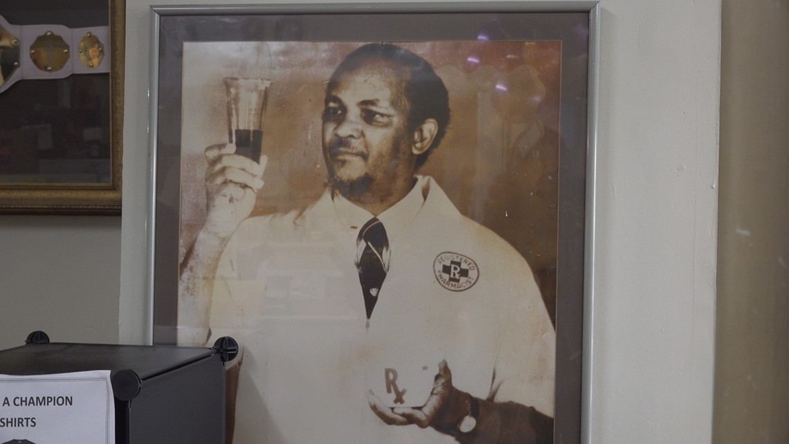 Memphis' first Black pharmacist celebrates 92nd birthday | wltx.com