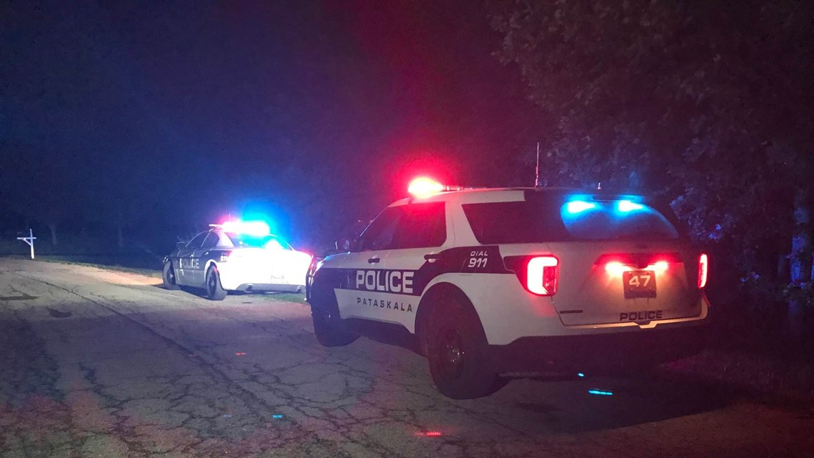 Police: Man dies after being pinned under lawnmower in Pataskala | wltx.com