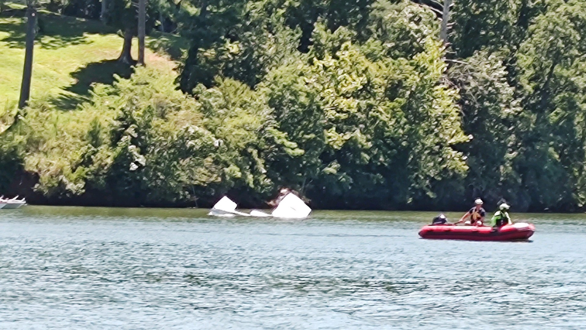 2 die after plane crash in North Carolina | wltx.com
