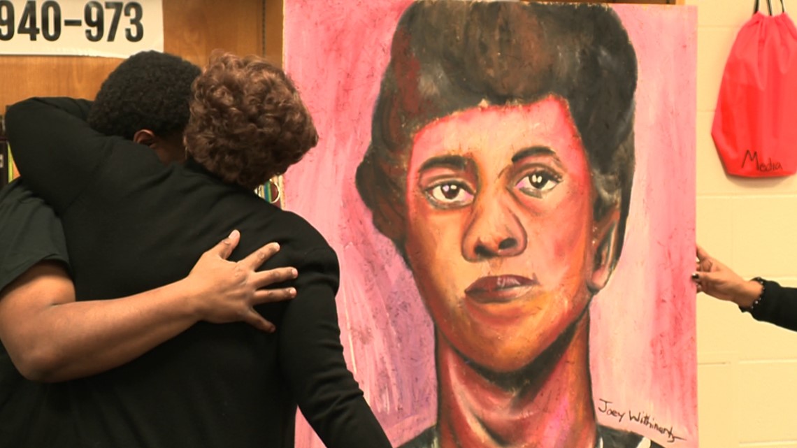 Charlotte civil rights icon receives art honoring her legacy | wltx.com