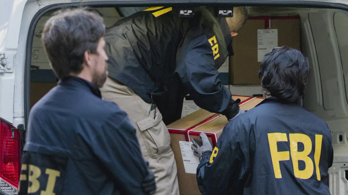 Who is federal magistrate judge Bruce Reinhart? | wltx.com