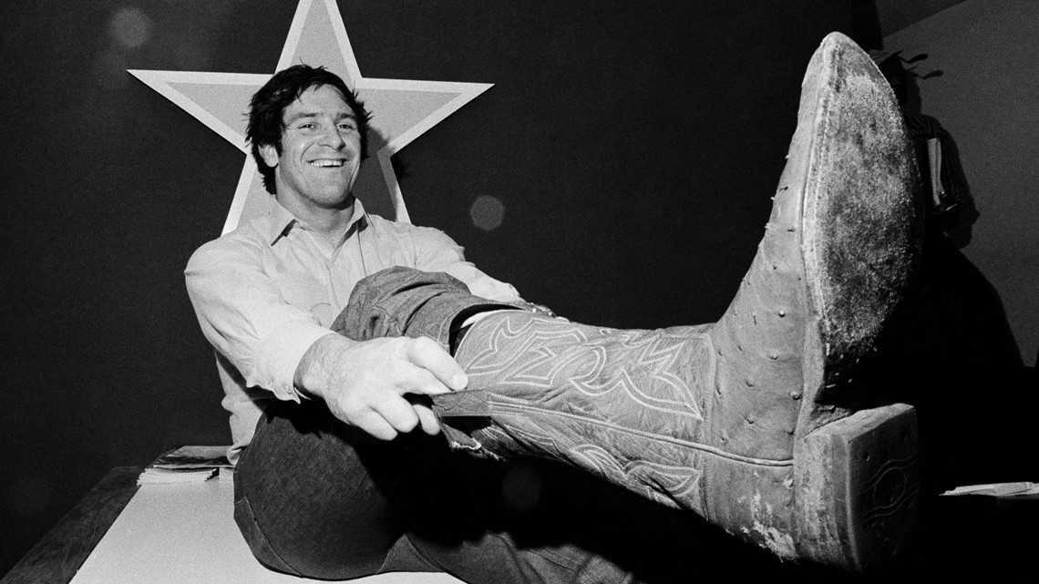 Former Dallas Cowboys star fullback Walt Garrison dies at 79 | wltx.com