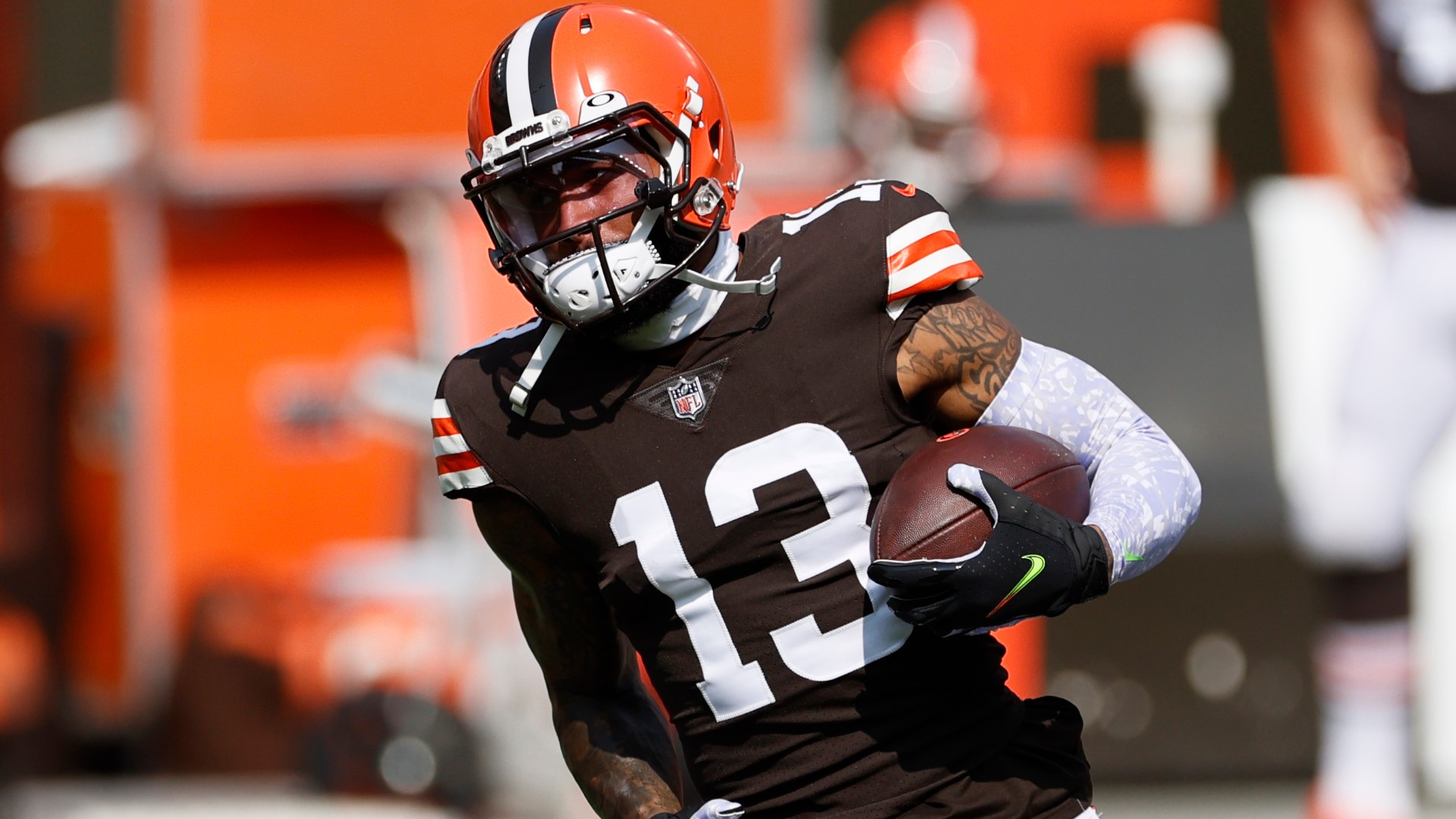 Shilo Sanders enters the transfer portal | wltx.com