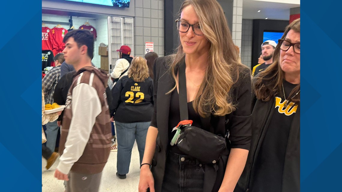 Stars Kylie Kelce, Darius Rucker visit Cleveland for Final Four | wltx.com