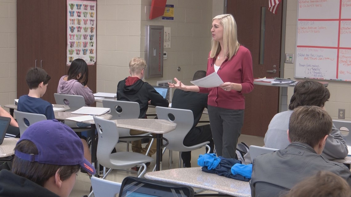 News 19 Teacher of the Week: Jennifer Garnett | wltx.com