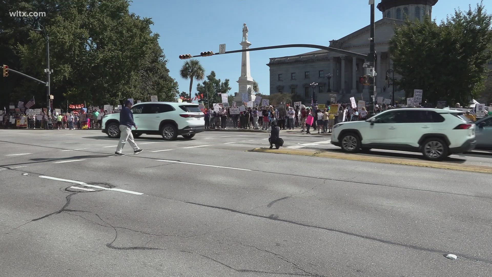‘No Kings’ rally brings peaceful protests to South Carolina State House ...