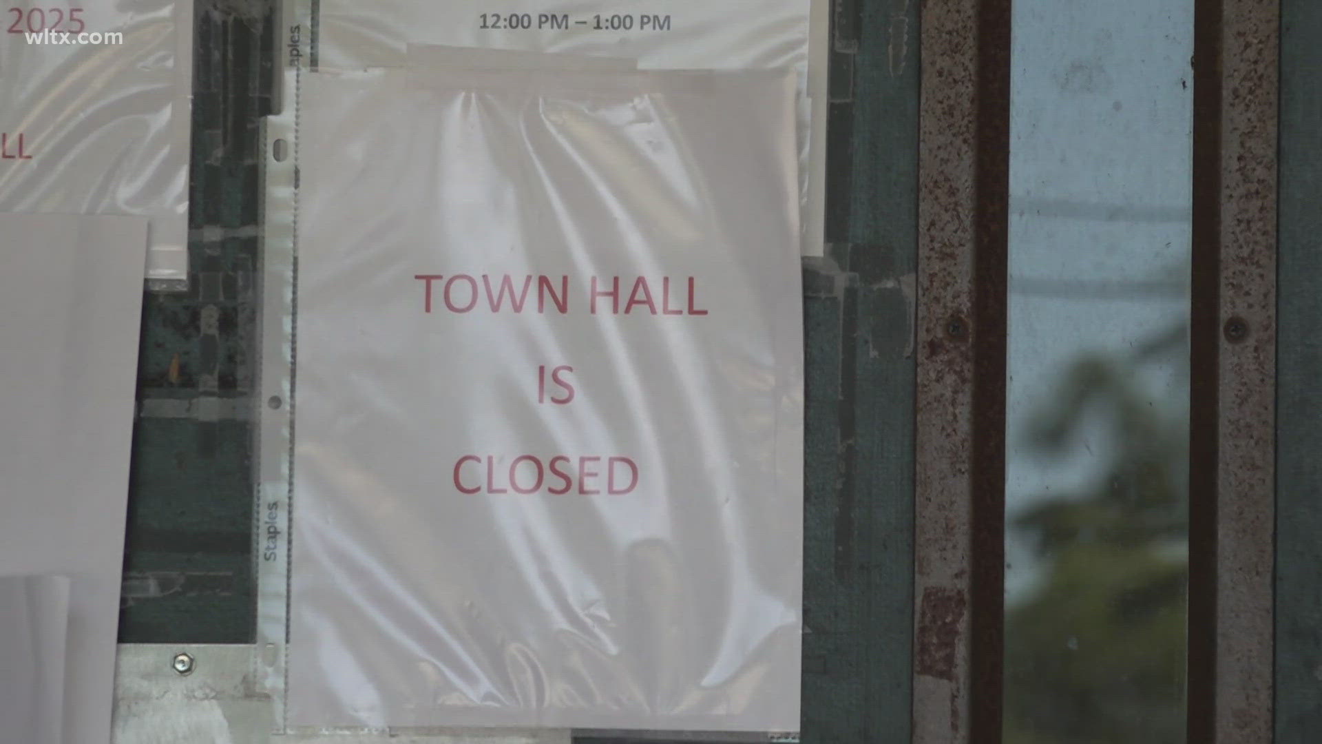 Ridge Spring mayor faces town hall, police vacancies after mass ...