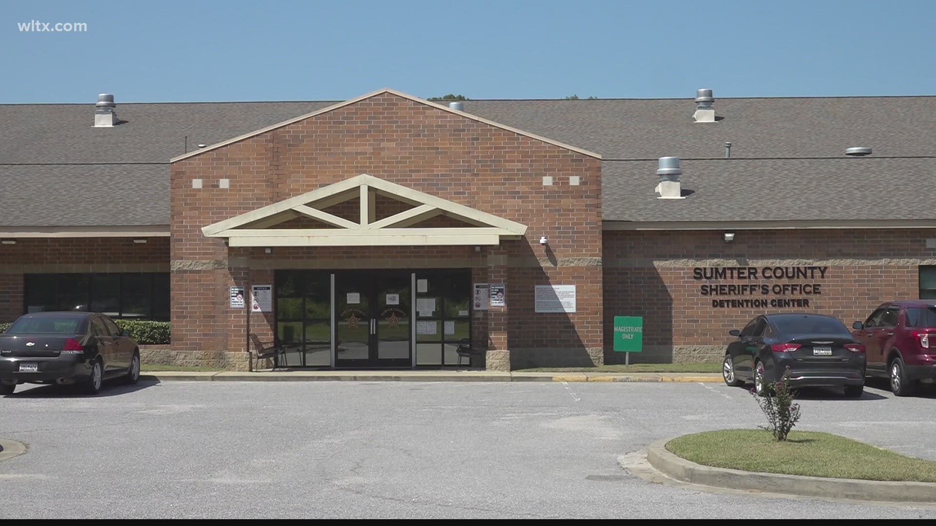 Woman dies in jail waiting for transfer to mental health facility ...