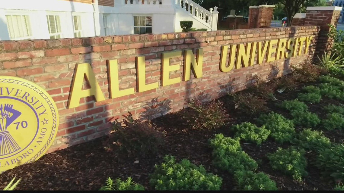 Allen University students to get new Apple MacBooks | wltx.com
