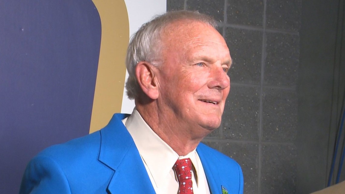 Furman grad & former NFL head coach Sam Wyche passes away | wltx.com