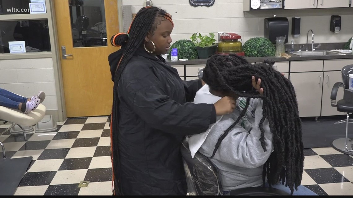 High school cosmetology program expands services | wltx.com