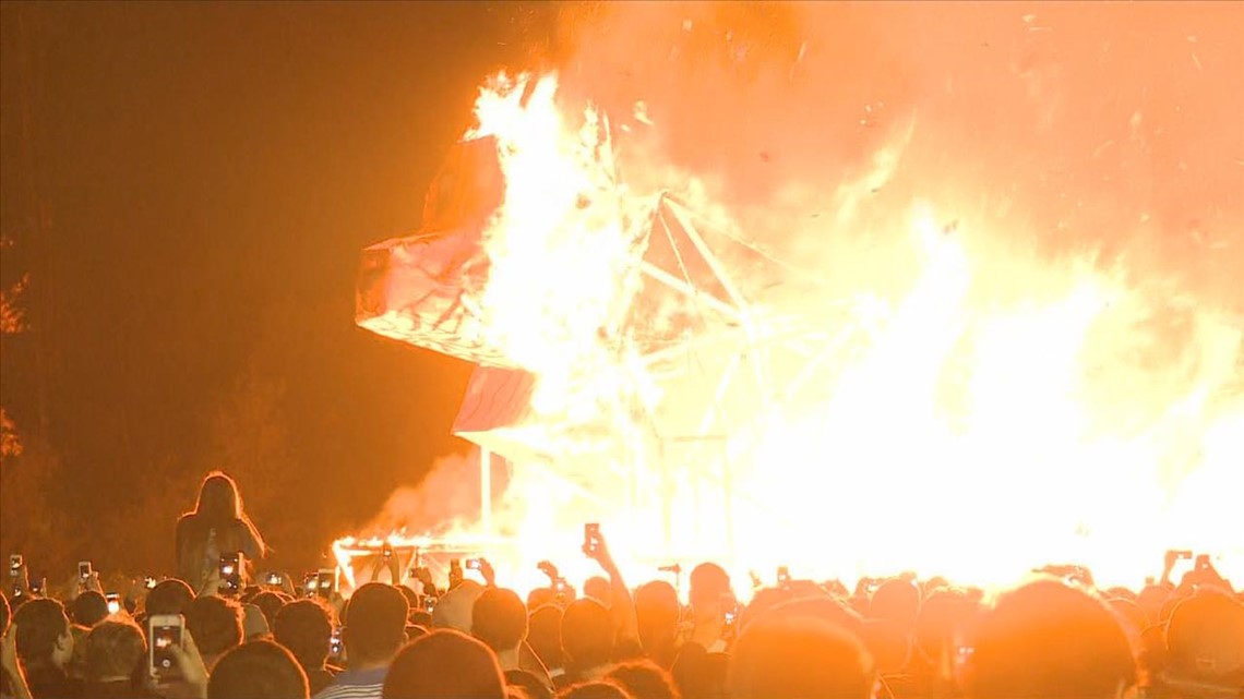 PHOTOS: USC's Tiger Burn | wltx.com