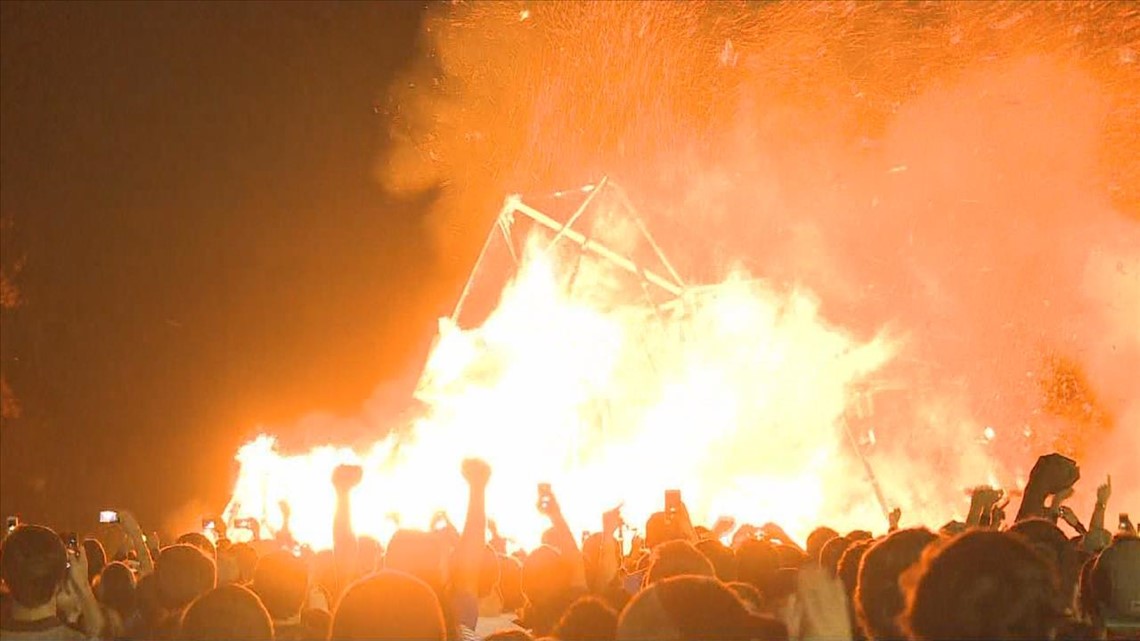 PHOTOS: USC's Tiger Burn | wltx.com