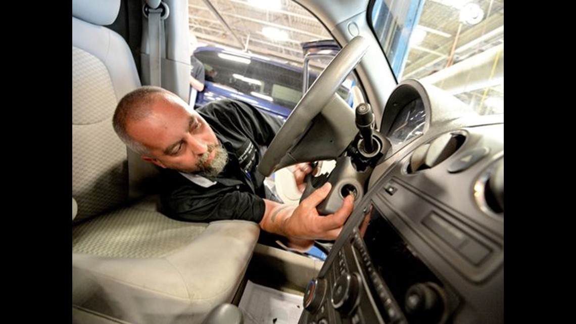 GM Help Site as Defective as the Switches, Feds Say | wltx.com