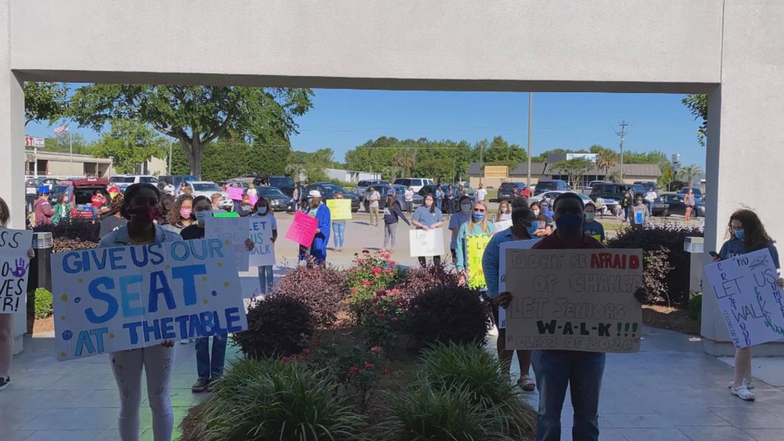 Students meet with Sumter school leaders, as the push for in-person ...