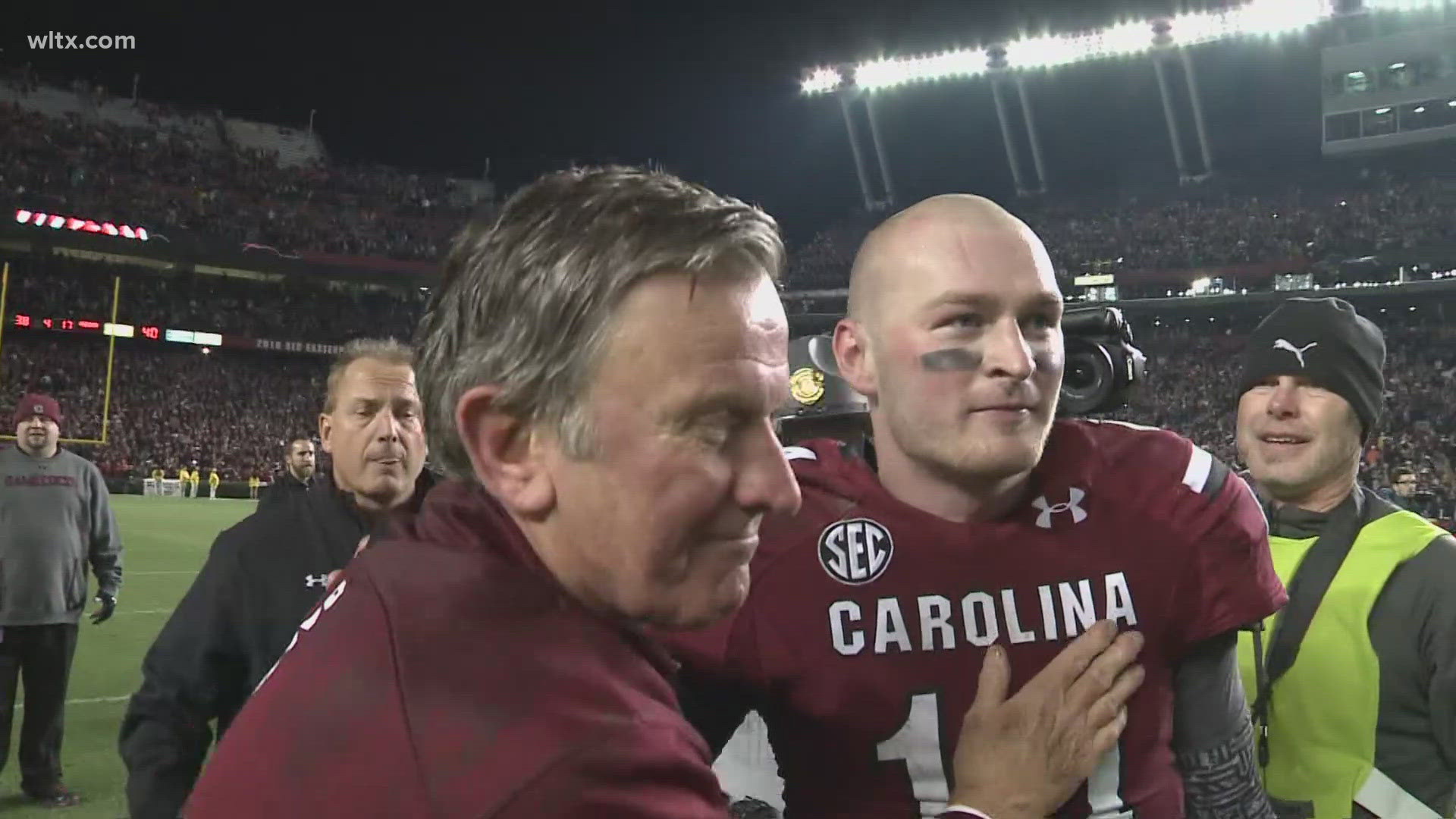 Former Gamecock QB Connor Shaw collapsing coaching 9-year-old son's ...