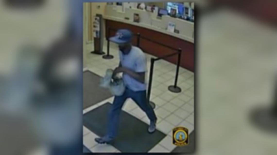 Police Searching For Suspect In Columbia Bank Robbery Wltx