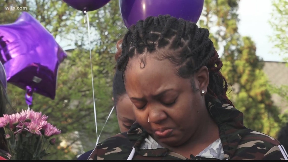 Vigil held for domestic violence victim Wynter Straw | wltx.com