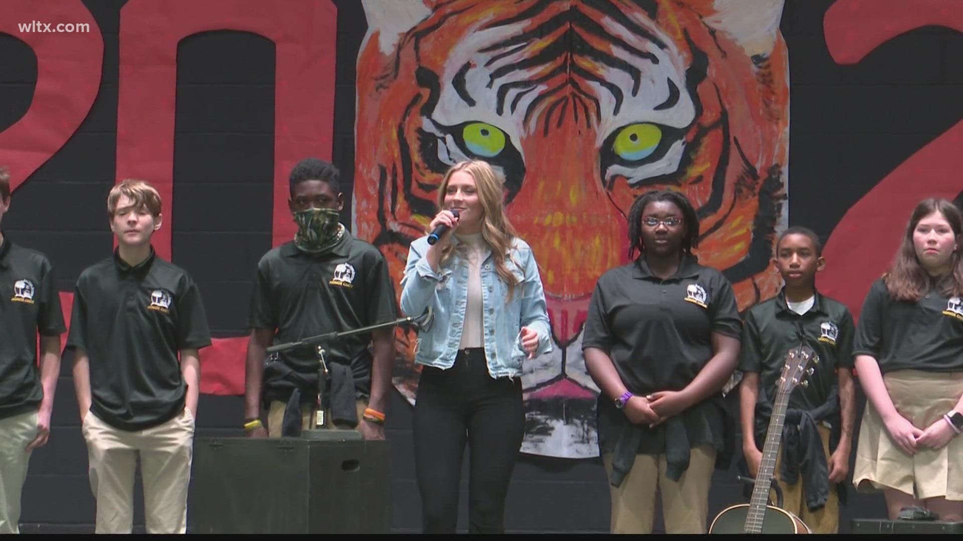 County music singer Faith Schueler pays a visit to East Point Academy ...
