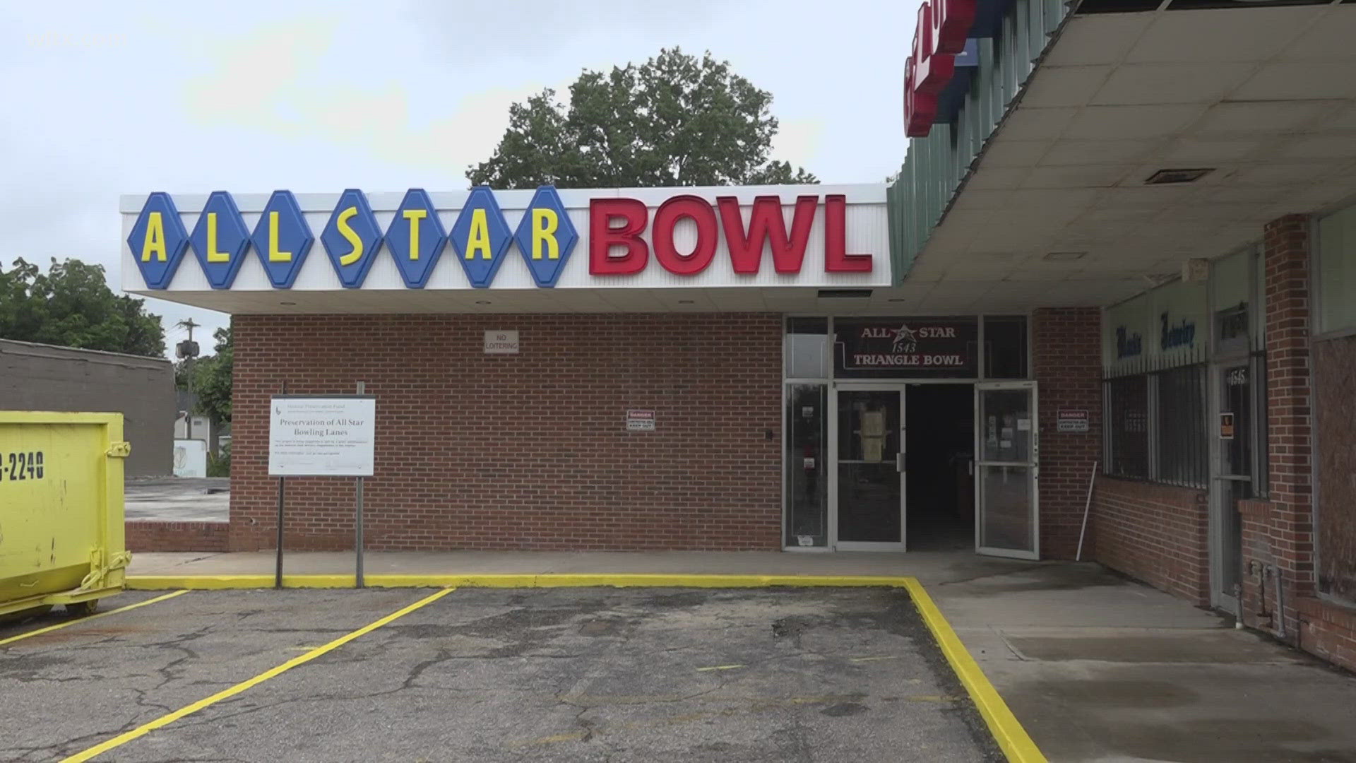 All Star Bowling Lanes in Orangeburg gets new marquee | wltx.com