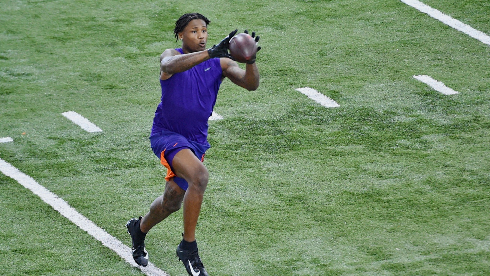 Former Clemson WR Tee Higgins signs deal with Cincinnati Bengals | wltx.com