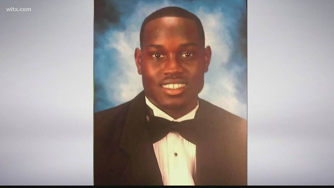 Gregory, Travis McMichael charged with murder of Ahmaud Arbery: GBI ...