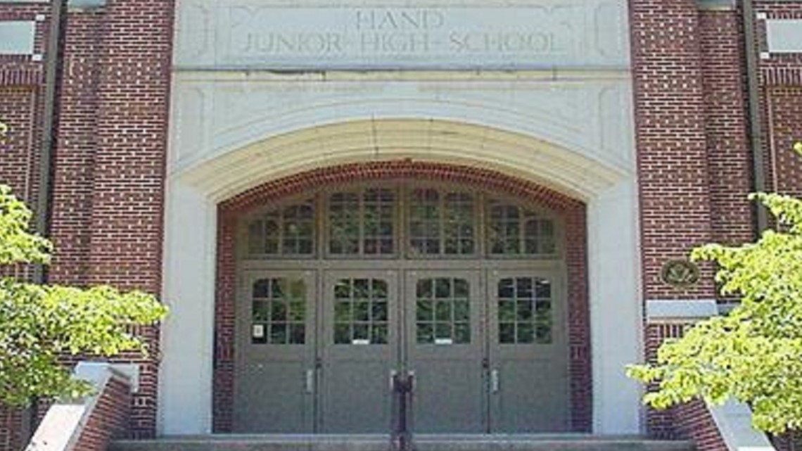 Hand Middle School students ill from edibles | wltx.com