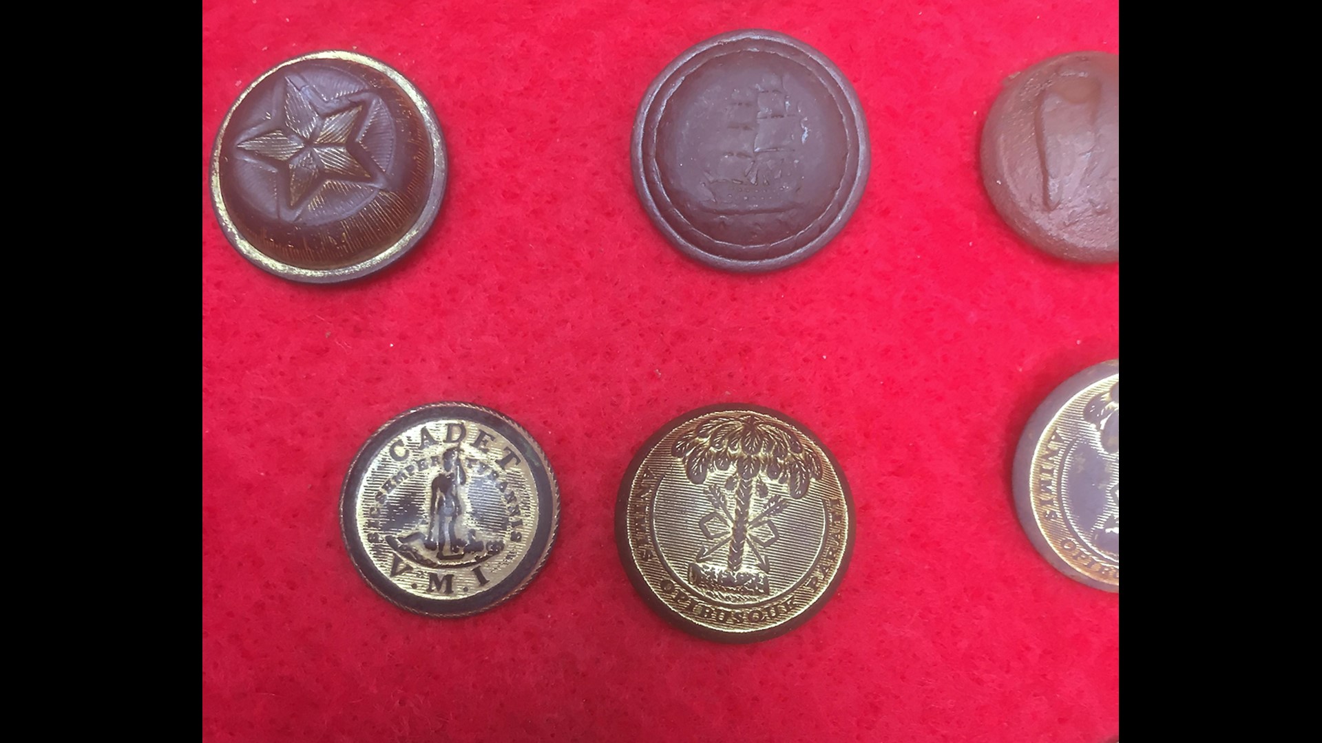 'I was hooked.' SC treasure hunters find hidden secrets in the ground ...