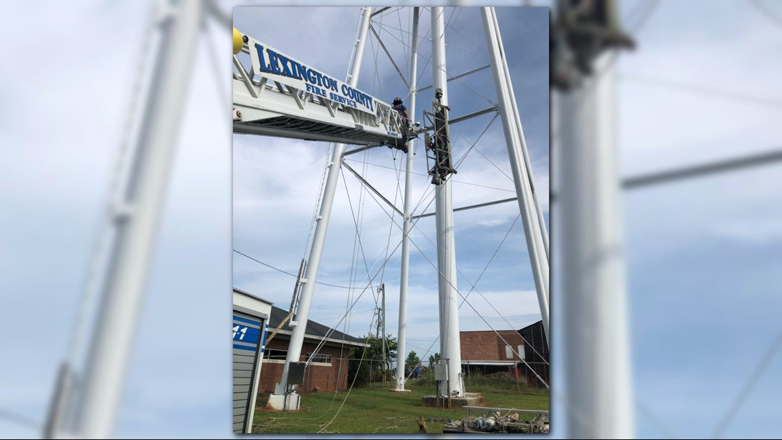 SC Water Tower Workers Rescued After Scaffolding Collapses | wltx.com