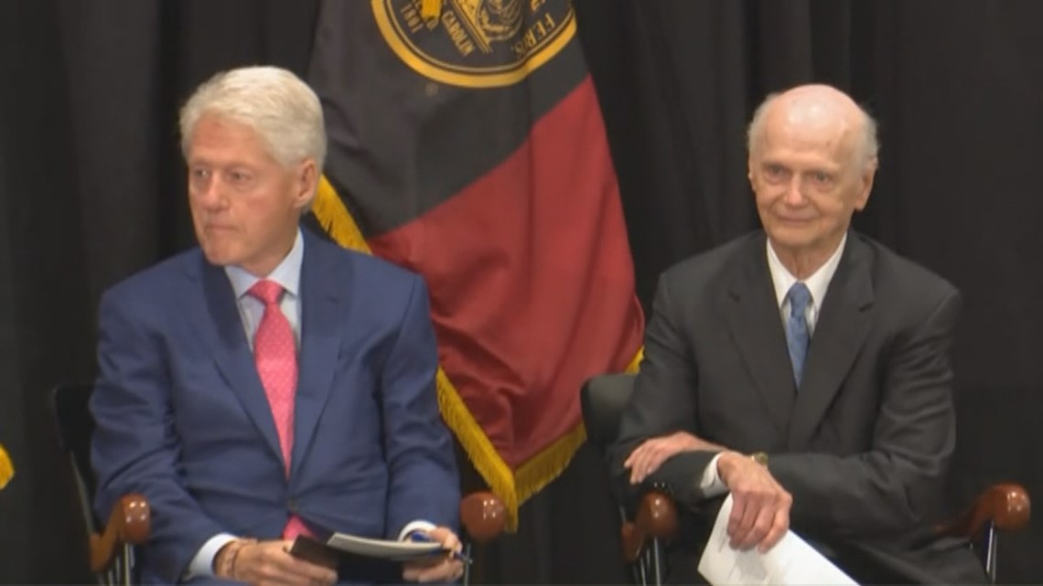 WATCH: Full Remarks from President Clinton, Governor Riley at USC ...