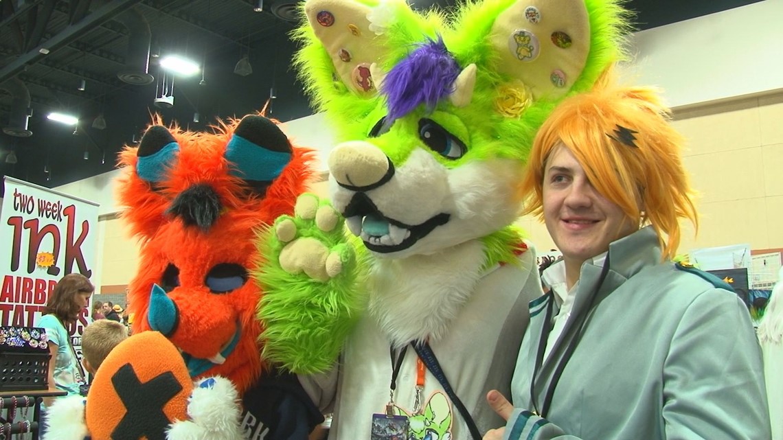 Comic Book Fans Showcase Their Personalities at Soda City Comic Con ...