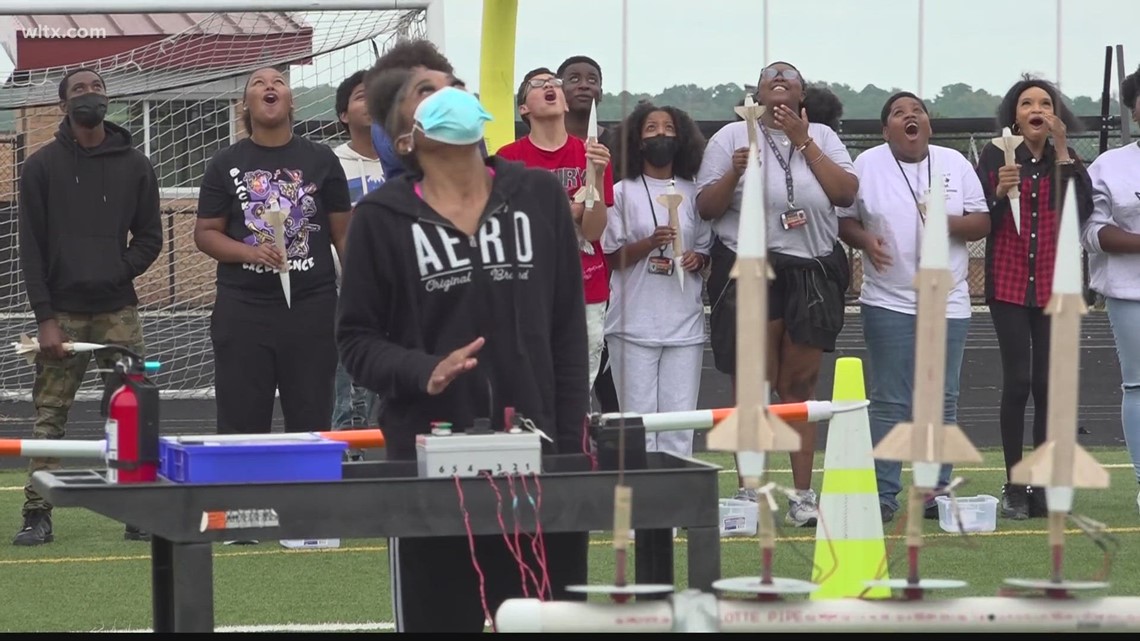 JROTC cadets launch rockets at Columbia High school | wltx.com