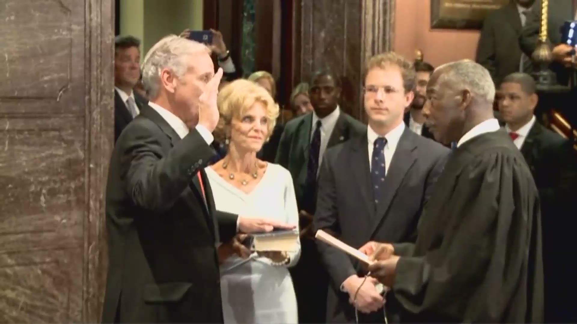 Henry McMaster Becomes Governor of South Carolina | wltx.com
