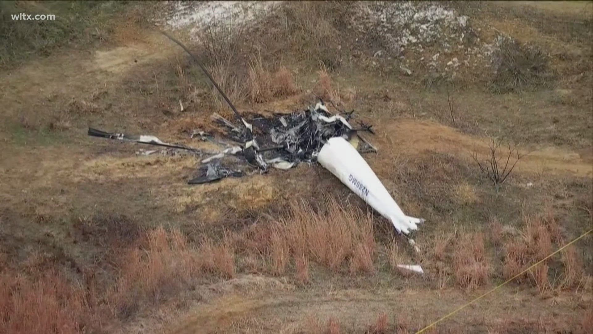 Mid-air helicopter collision kills one, critically injures another in ...