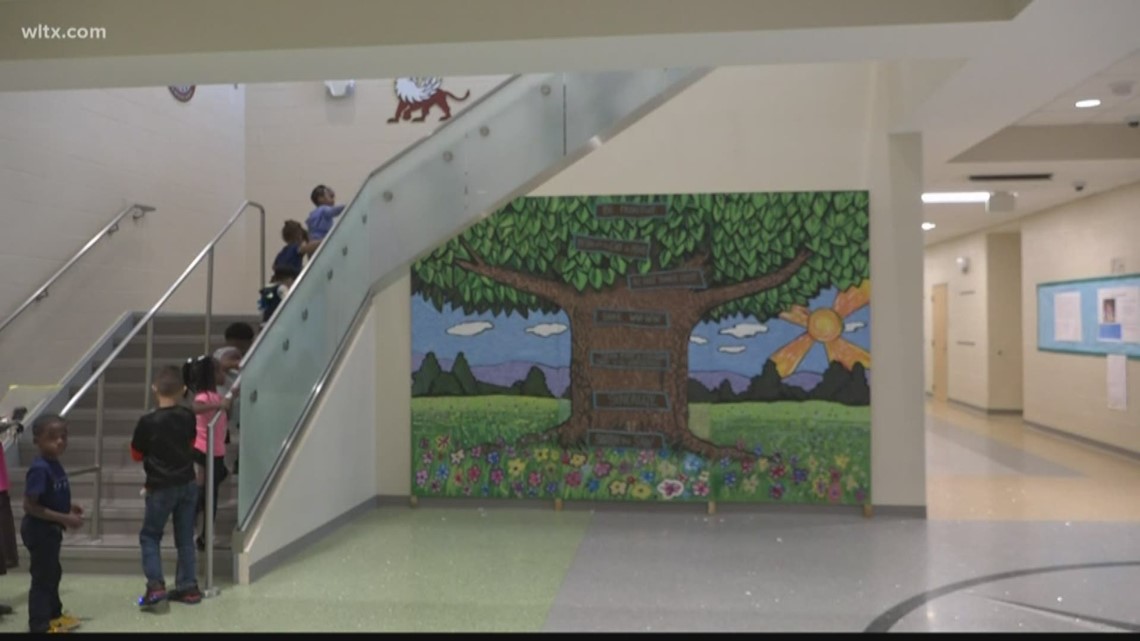 Cayce fifth graders make their mark on the school, literally | wltx.com