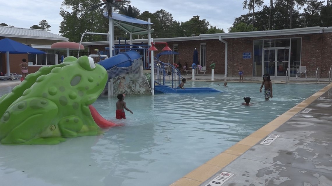 Columbia city pool staff prepared for summer rush | wltx.com