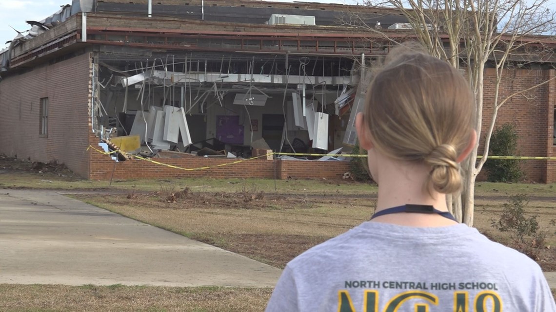 Students and teachers mourn the loss of school after tornado rips ...