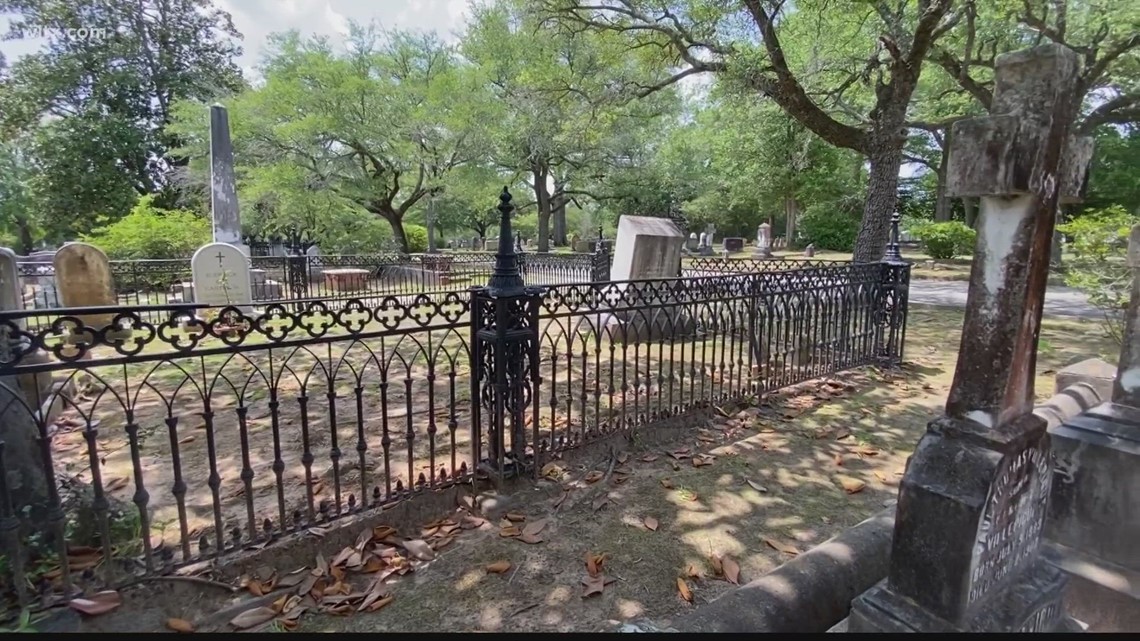 Camden woman transforms Quaker Cemetery with $100,000 donation | wltx.com