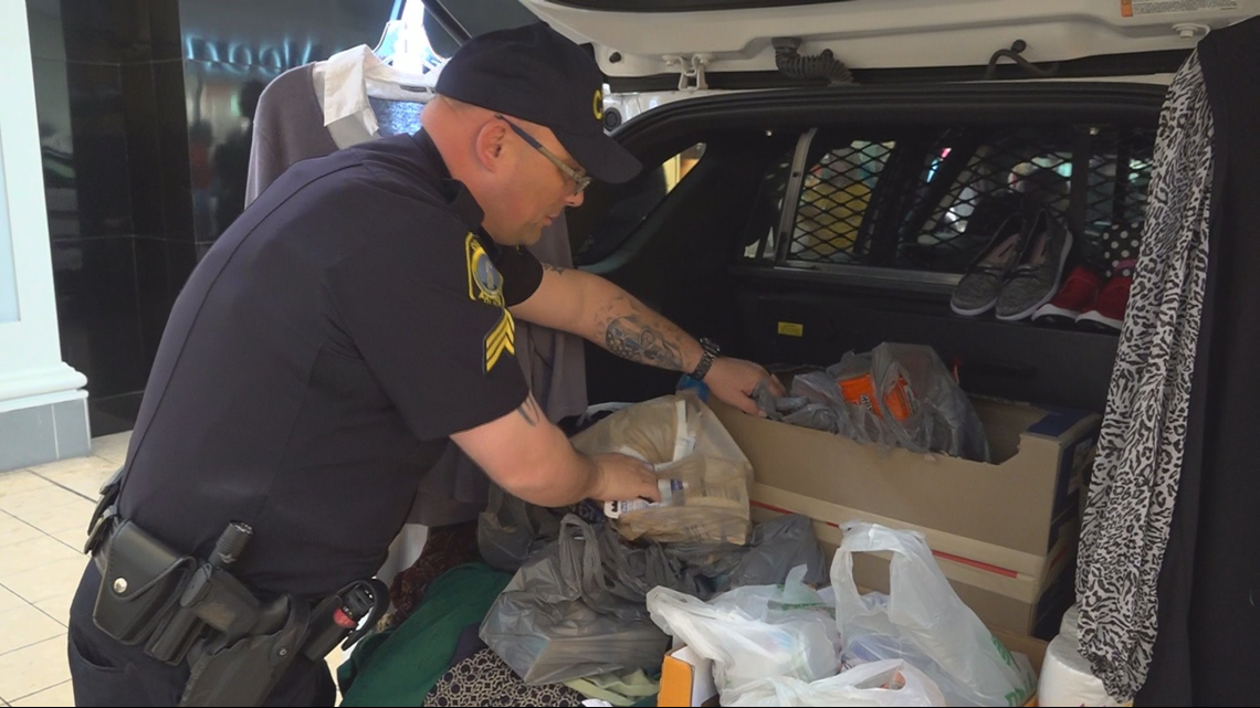 Police 'Stuff-a-cruiser' event brings car-loads of donations | wltx.com
