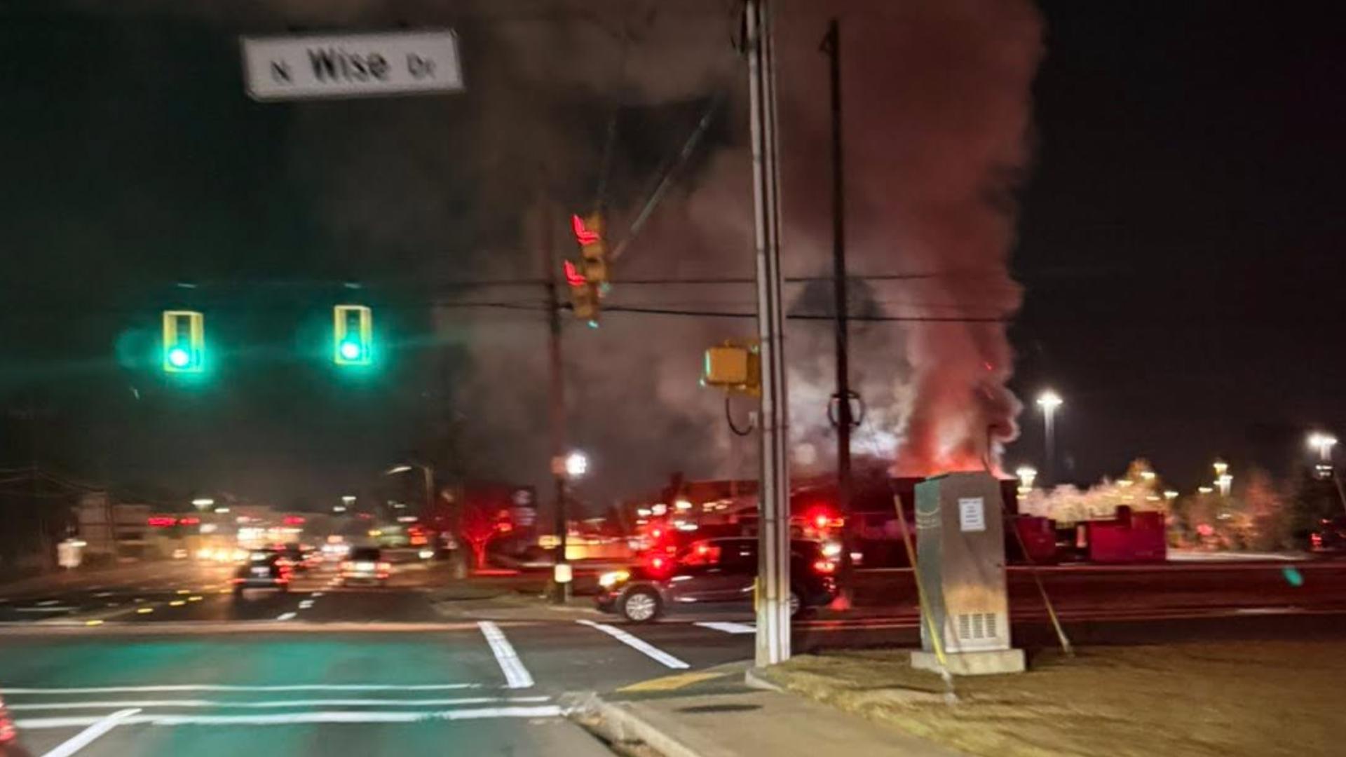 Sumter Fire crews fight large blaze in vacant building on Broad Street ...