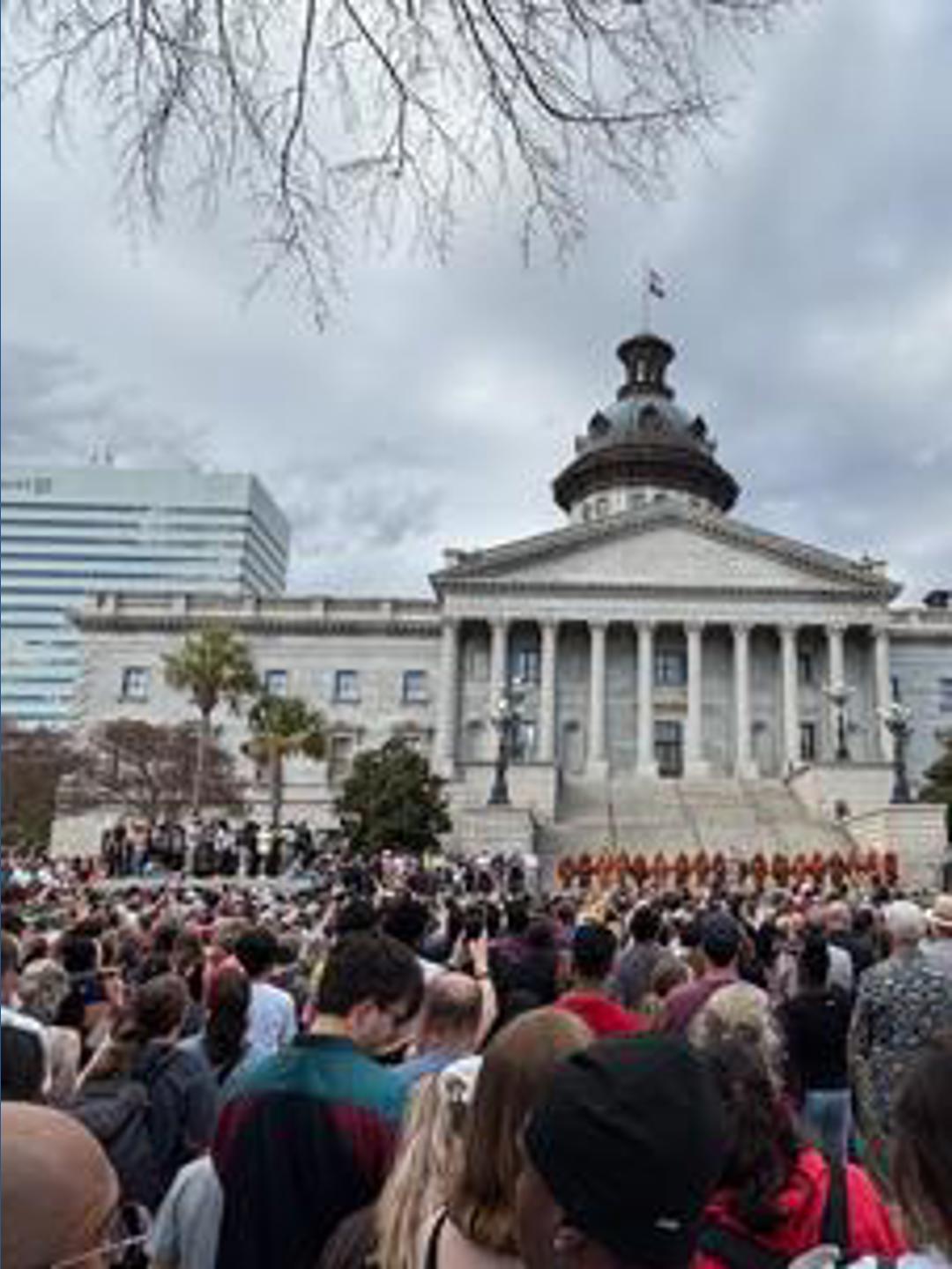 Peaceful gathering at State House unites South Carolinians in ...