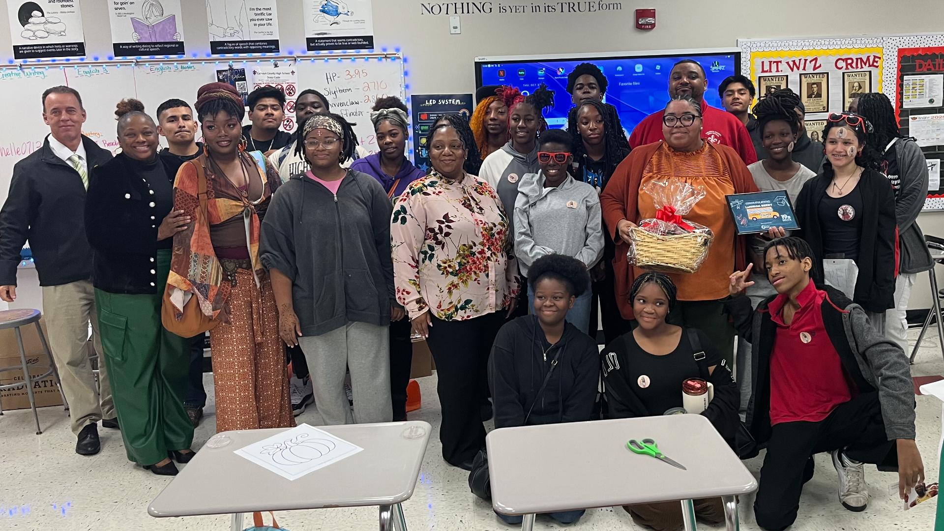 Meet News19 Teacher of the Week LaNishia Berry | wltx.com