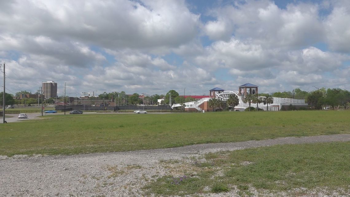 Hollywood director Carl Erik Rinsch arrested over alleged Netflix fraud ...