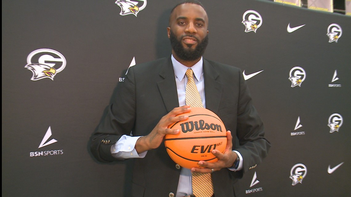 Brandon Wallace named new girls head coach at Gray Collegiate | wltx.com