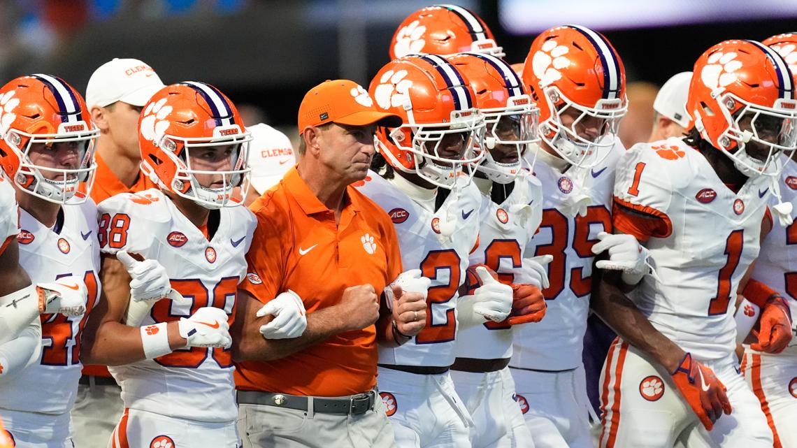 Clemson favored to win over Mountaineers | wltx.com